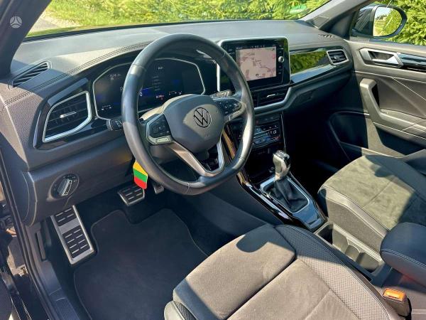 Melns Volkswagen T-Roc 2023 Alīta, ar dzinēja tilpumu 1.97 L un nobraukumu 88 tūkst. km par 23800 €, foto 8 vietnē AUTOMOTO.COM.LV