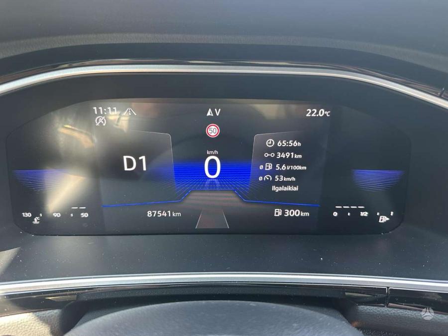 Black Volkswagen T-Roc 2023 in Alytus, with an engine capacity of 1.97 L and mileage of 88 thousand km for 23800 €, photo 24 on AUTOMOTO.COM.LV