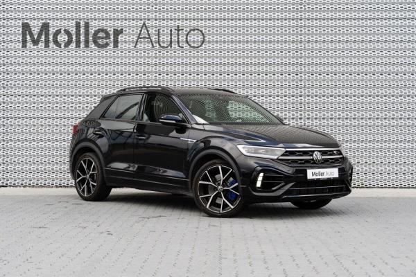 Melns Volkswagen T-Roc 2023 Mārupe, ar dzinēja tilpumu 2.00 L un nobraukumu 34 tūkst. km par 33900 €, foto 3 vietnē AUTOMOTO.COM.LV