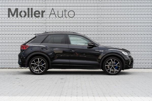 Melns Volkswagen T-Roc 2023 Mārupe, ar dzinēja tilpumu 2.00 L un nobraukumu 34 tūkst. km par 33900 €, foto 6 vietnē AUTOMOTO.COM.LV
