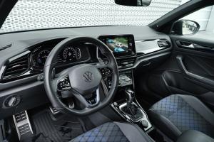 Melns Volkswagen T-Roc 2023 Mārupe, ar dzinēja tilpumu 2.00 L un nobraukumu 34 tūkst. km par 33900 €, foto 11 vietnē AUTOMOTO.COM.LV