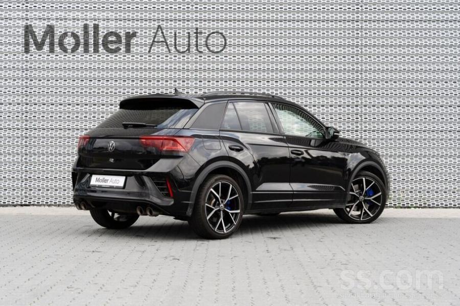 Melns Volkswagen T-Roc 2023 Rīga, ar dzinēja tilpumu 2.00 L un nobraukumu 34 tūkst. km par 33900 €, foto 5 vietnē AUTOMOTO.COM.LV