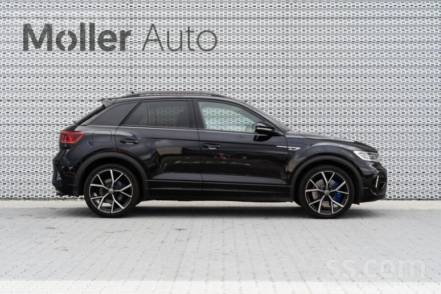 Melns Volkswagen T-Roc 2023 Rīga, ar dzinēja tilpumu 2.00 L un nobraukumu 34 tūkst. km par 33900 €, foto 6 vietnē AUTOMOTO.COM.LV