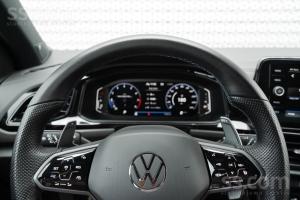 Melns Volkswagen T-Roc 2023 Rīga, ar dzinēja tilpumu 2.00 L un nobraukumu 34 tūkst. km par 33900 €, foto 18 vietnē AUTOMOTO.COM.LV