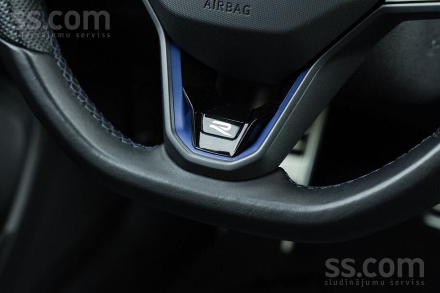 Melns Volkswagen T-Roc 2023 Rīga, ar dzinēja tilpumu 2.00 L un nobraukumu 34 tūkst. km par 33900 €, foto 19 vietnē AUTOMOTO.COM.LV