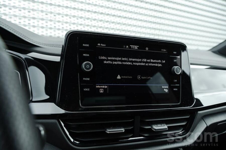 Melns Volkswagen T-Roc 2023 Rīga, ar dzinēja tilpumu 2.00 L un nobraukumu 34 tūkst. km par 33900 €, foto 25 vietnē AUTOMOTO.COM.LV