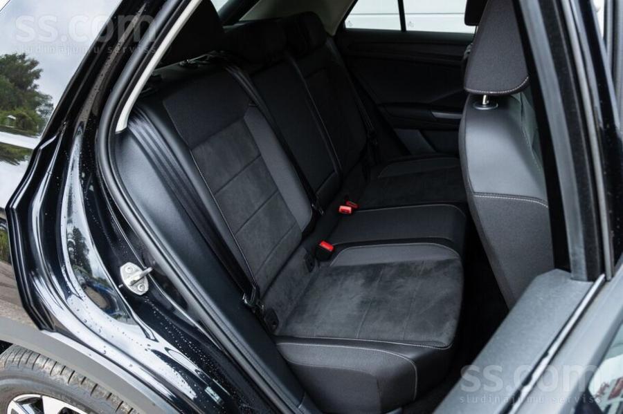 Black Volkswagen T-Roc 2023 in Riga, with an engine capacity of 1.50 L and mileage of 55 thousand km for 24250 €, photo 9 on AUTOMOTO.COM.LV