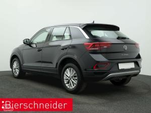 Melns Volkswagen T-Roc 2024 Kauņa, ar dzinēja tilpumu 2.00 L un nobraukumu 20 tūkst. km par 26778 €, foto 4 vietnē AUTOMOTO.COM.LV