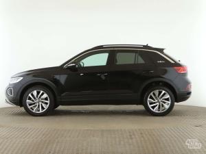 Black Volkswagen T-Roc 2024 in Kaunas, with an engine capacity of 1.50 L and mileage of 15 thousand km for 32564 €, photo 5 on AUTOMOTO.COM.LV