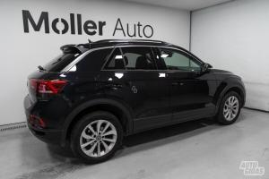 Melns Volkswagen T-Roc 2024 Viļņa, ar dzinēja tilpumu 1.50 L un nobraukumu 29 tūkst. km par 23700 €, foto 5 vietnē AUTOMOTO.COM.LV