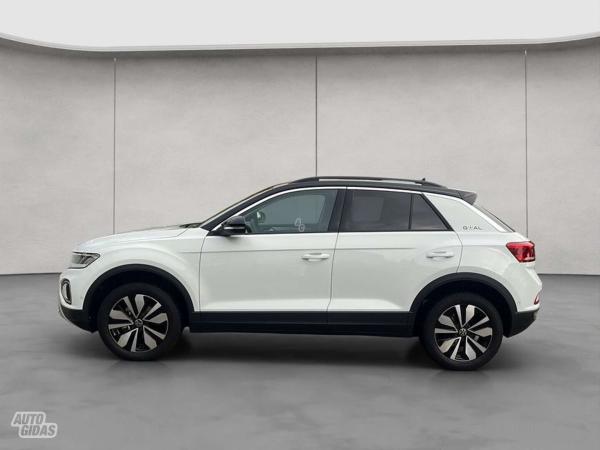Melns Volkswagen T-Roc 2025 Kauņa, ar dzinēja tilpumu 1.00 L un nobraukumu 12 tūkst. km par 28496 €, foto 2 vietnē AUTOMOTO.COM.LV