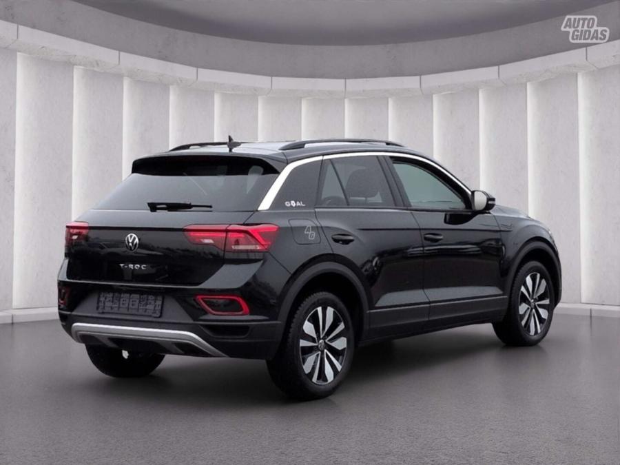 Melns Volkswagen T-Roc 2025 Kauņa, ar dzinēja tilpumu 1.00 L un nobraukumu 24 tūkst. km par 24747 €, foto 4 vietnē AUTOMOTO.COM.LV