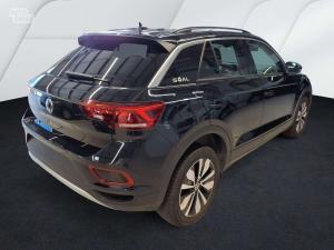 Black Volkswagen T-Roc 2025 in Kaunas, with an engine capacity of 2.00 L and mileage of 26 thousand km for 31795 €, photo 3 on AUTOMOTO.COM.LV