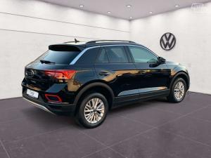 Melns Volkswagen T-Roc 2025 Kauņa, ar dzinēja tilpumu 1.00 L un nobraukumu 17 tūkst. km par 25912 €, foto 9 vietnē AUTOMOTO.COM.LV