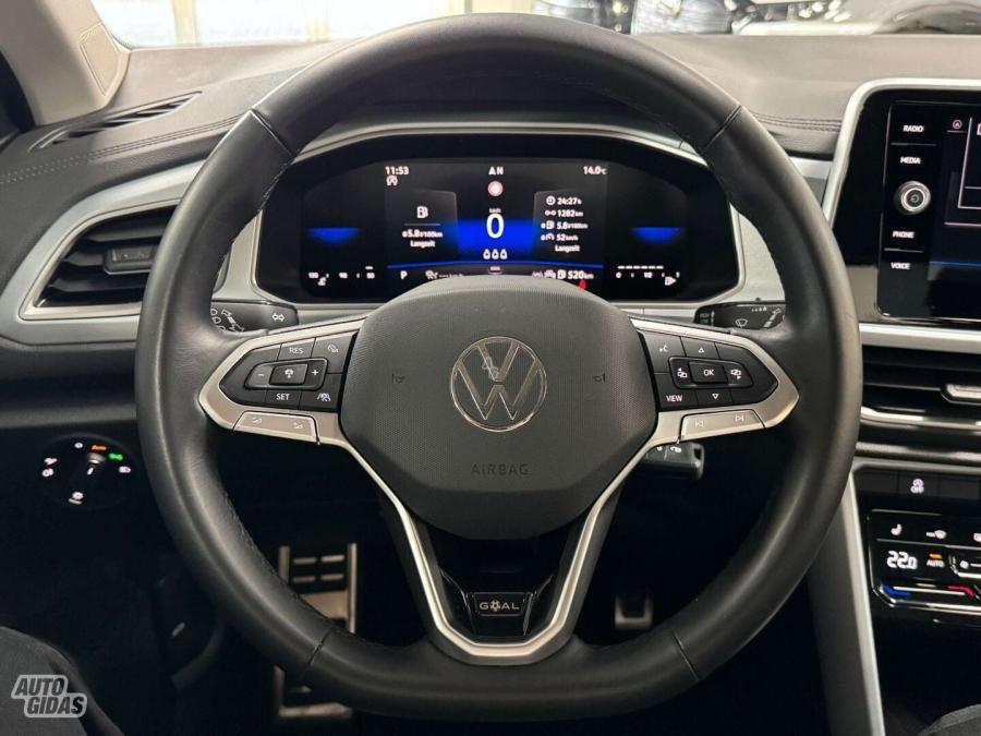 Black Volkswagen T-Roc 2025 in Kaunas, with an engine capacity of 2.00 L and mileage of 21 thousand km for 33209 €, photo 13 on AUTOMOTO.COM.LV