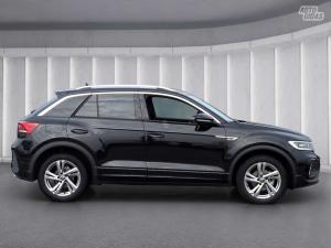 Melns Volkswagen T-Roc 2025 Kauņa, ar dzinēja tilpumu 1.50 L un nobraukumu 13 tūkst. km par 32678 €, foto 3 vietnē AUTOMOTO.COM.LV