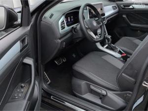 Melns Volkswagen T-Roc 2025 Kauņa, ar dzinēja tilpumu 2.00 L un nobraukumu 13 tūkst. km par 32163 €, foto 5 vietnē AUTOMOTO.COM.LV