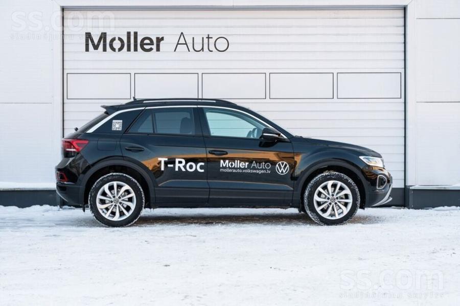 Melns Volkswagen T-Roc 2025 Rīga, ar dzinēja tilpumu 1.50 L un nobraukumu 2 tūkst. km par 27950 €, foto 5 vietnē AUTOMOTO.COM.LV