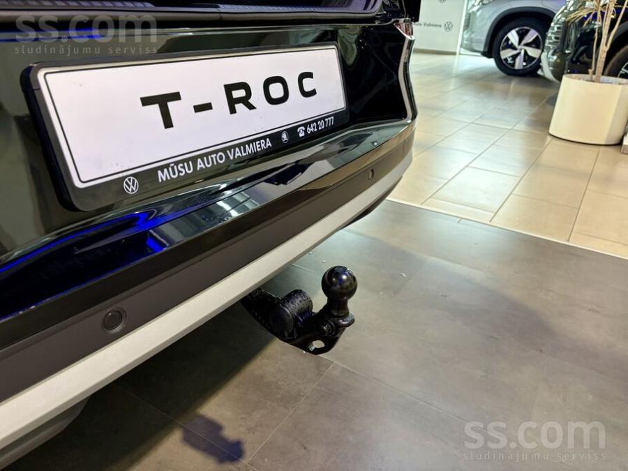 Black Volkswagen T-Roc 2026 in Valmiera, with an engine capacity of 1.50 L and mileage of 0 thousand km for 30900 €, photo 9 on AUTOMOTO.COM.LV