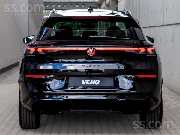 Black Volkswagen T-Roc 2026 in Riga, with an engine capacity of 1.50 L and mileage of 4 thousand km for 39900 €, photo 7 on AUTOMOTO.COM.LV