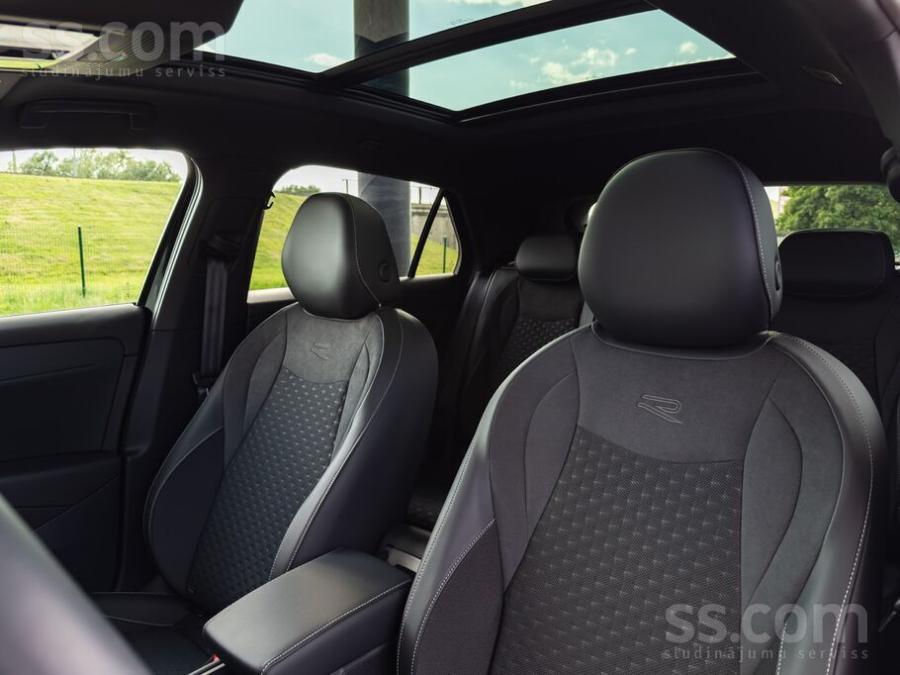 Melns Volkswagen T-Roc 2026 Rīga, ar dzinēja tilpumu 1.50 L un nobraukumu 4 tūkst. km par 35900 €, foto 13 vietnē AUTOMOTO.COM.LV