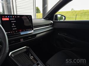 Melns Volkswagen T-Roc 2026 Rīga, ar dzinēja tilpumu 1.50 L un nobraukumu 4 tūkst. km par 35900 €, foto 17 vietnē AUTOMOTO.COM.LV
