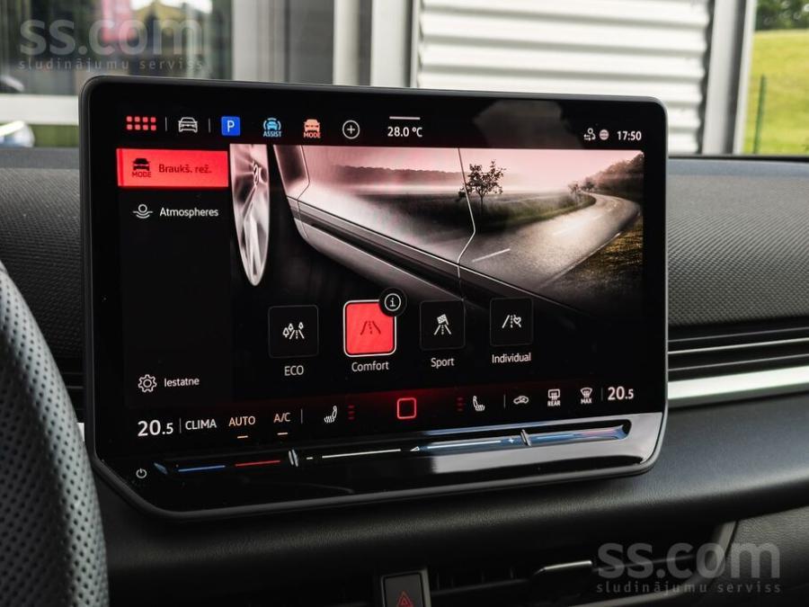 Melns Volkswagen T-Roc 2026 Rīga, ar dzinēja tilpumu 1.50 L un nobraukumu 4 tūkst. km par 35900 €, foto 24 vietnē AUTOMOTO.COM.LV