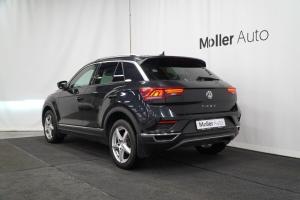 Black Volkswagen T-Roc 2019 in Tallinn, with an engine capacity of 1.50 L and mileage of 150 thousand km for 18000 €, photo 3 on AUTOMOTO.COM.LV
