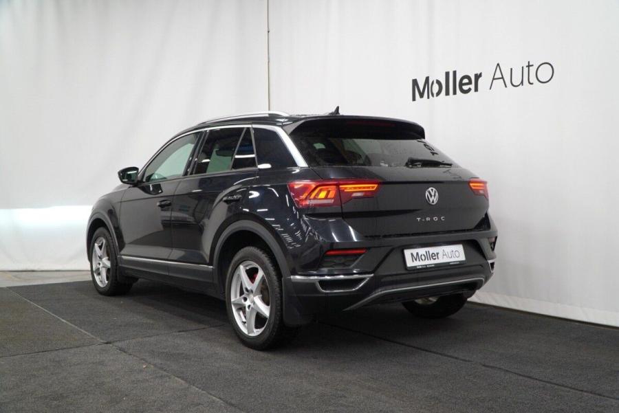 Black Volkswagen T-Roc 2019 in Tallinn, with an engine capacity of 1.50 L and mileage of 150 thousand km for 18000 €, photo 3 on AUTOMOTO.COM.LV