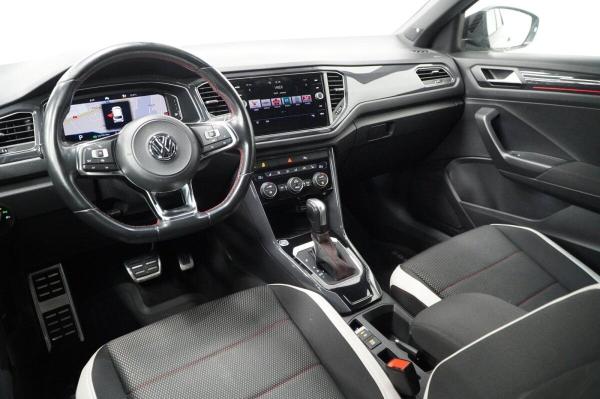 Black Volkswagen T-Roc 2019 in Tallinn, with an engine capacity of 1.50 L and mileage of 150 thousand km for 18000 €, photo 4 on AUTOMOTO.COM.LV