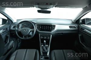 Melns Volkswagen T-Roc 2020 Rīga, ar dzinēja tilpumu 1.50 L un nobraukumu 82 tūkst. km par 17900 €, foto 5 vietnē AUTOMOTO.COM.LV