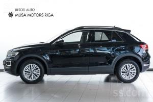 Melns Volkswagen T-Roc 2020 Rīga, ar dzinēja tilpumu 1.50 L un nobraukumu 82 tūkst. km par 17900 €, foto 10 vietnē AUTOMOTO.COM.LV