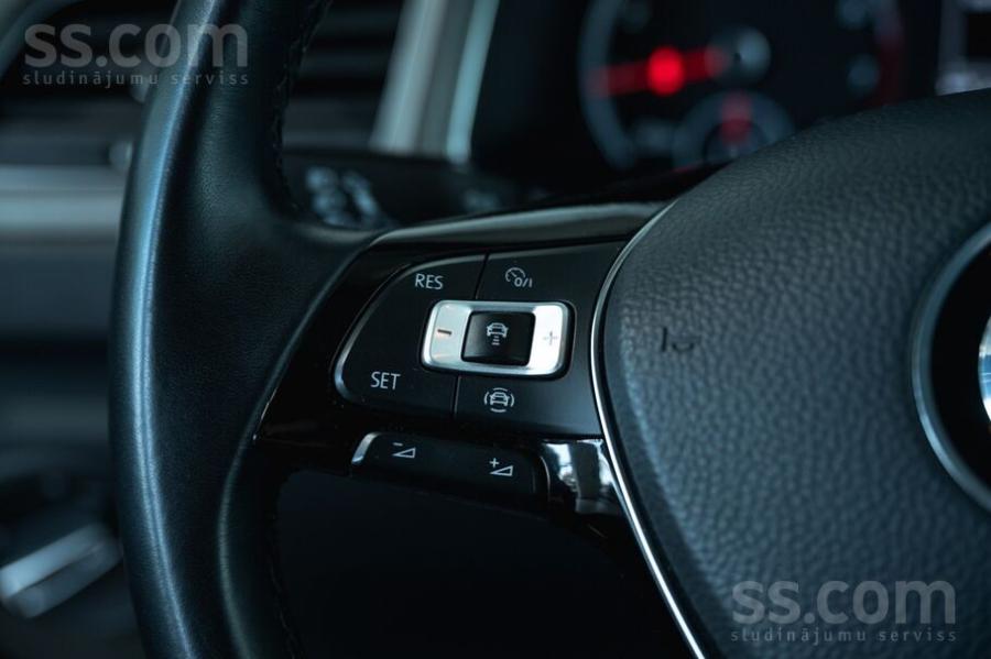Melns Volkswagen T-Roc 2020 Rīga, ar dzinēja tilpumu 1.50 L un nobraukumu 82 tūkst. km par 17900 €, foto 16 vietnē AUTOMOTO.COM.LV