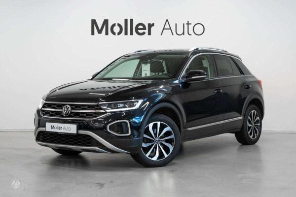 Melns Volkswagen T-Roc 2022 Viļņa, ar dzinēja tilpumu 1.50 L un nobraukumu 155 tūkst. km par 18990 €, foto 2 vietnē AUTOMOTO.COM.LV