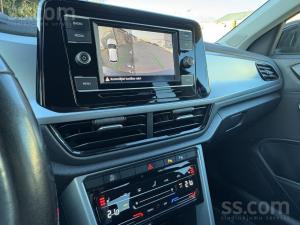 Melns Volkswagen T-Roc 2022 Jelgava, ar dzinēja tilpumu 1.50 L un nobraukumu 0 tūkst. km par 18700 €, foto 11 vietnē AUTOMOTO.COM.LV
