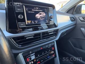 Melns Volkswagen T-Roc 2022 Jelgava, ar dzinēja tilpumu 1.50 L un nobraukumu 0 tūkst. km par 18700 €, foto 12 vietnē AUTOMOTO.COM.LV