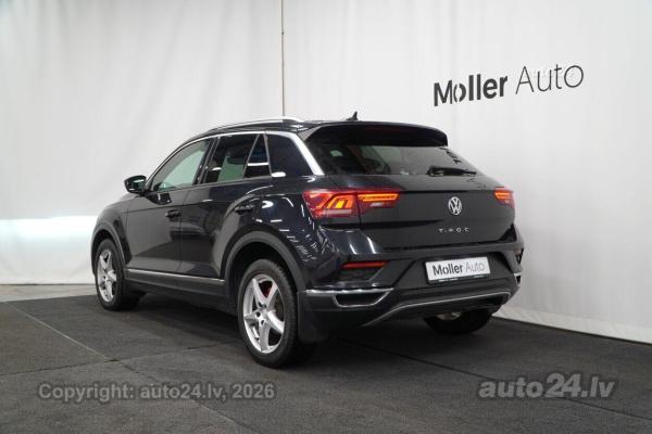 Black Volkswagen T-Roc 2019 in Tallinn, with an engine capacity of 1.50 L and mileage of 150 thousand km for 17990 €, photo 3 on AUTOMOTO.COM.LV