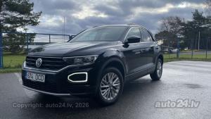 Melns Volkswagen T-Roc 2019 Tallina, ar dzinēja tilpumu 1.50 L un nobraukumu 205 tūkst. km par 13500 €, foto 2 vietnē AUTOMOTO.COM.LV