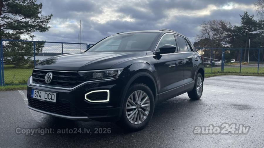 Melns Volkswagen T-Roc 2019 Tallina, ar dzinēja tilpumu 1.50 L un nobraukumu 205 tūkst. km par 13500 €, foto 2 vietnē AUTOMOTO.COM.LV