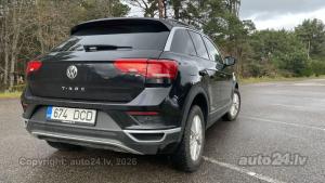 Melns Volkswagen T-Roc 2019 Tallina, ar dzinēja tilpumu 1.50 L un nobraukumu 205 tūkst. km par 13500 €, foto 5 vietnē AUTOMOTO.COM.LV