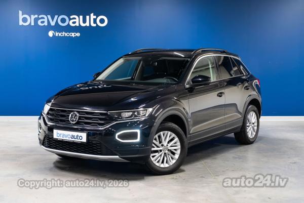 Melns Volkswagen T-Roc 2019 Tallina, ar dzinēja tilpumu 1.50 L un nobraukumu 27 tūkst. km par 20900 €, foto  vietnē AUTOMOTO.COM.LV
