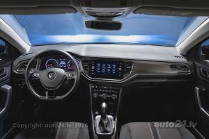 Black Volkswagen T-Roc 2019 in Tallinn, with an engine capacity of 1.50 L and mileage of 27 thousand km for 20900 €, photo 6 on AUTOMOTO.COM.LV