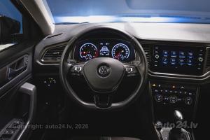 Black Volkswagen T-Roc 2019 in Tallinn, with an engine capacity of 1.50 L and mileage of 27 thousand km for 20900 €, photo 9 on AUTOMOTO.COM.LV
