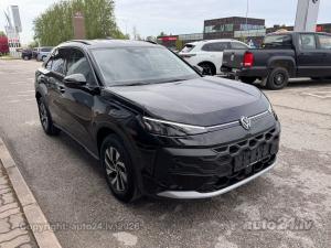 Melns Volkswagen T-Roc 2026 Viljandi, ar dzinēja tilpumu 1.50 L un nobraukumu 11 tūkst. km par 29874 €, foto 5 vietnē AUTOMOTO.COM.LV