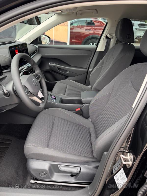 Melns Volkswagen T-Roc 2026 Viljandi, ar dzinēja tilpumu 1.50 L un nobraukumu 11 tūkst. km par 29874 €, foto 6 vietnē AUTOMOTO.COM.LV