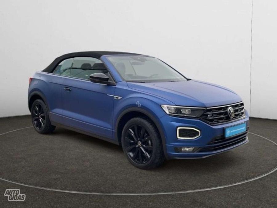Blue Volkswagen T-Roc 2021 in Kaunas, with an engine capacity of 1.50 L and mileage of 40 thousand km for 29333 €, photo 7 on AUTOMOTO.COM.LV