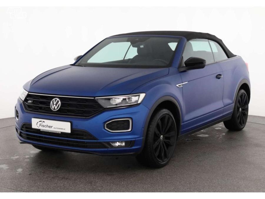 Blue Volkswagen T-Roc 2022 in Kaunas, with an engine capacity of 1.50 L and mileage of 29 thousand km for 31608 €, photo 2 on AUTOMOTO.COM.LV
