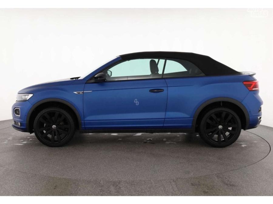 Blue Volkswagen T-Roc 2022 in Kaunas, with an engine capacity of 1.50 L and mileage of 29 thousand km for 31608 €, photo 5 on AUTOMOTO.COM.LV