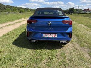 Zils Volkswagen T-Roc 2025 Viļņa, ar dzinēja tilpumu 1.50 L un nobraukumu 21 tūkst. km par 32200 €, foto 11 vietnē AUTOMOTO.COM.LV