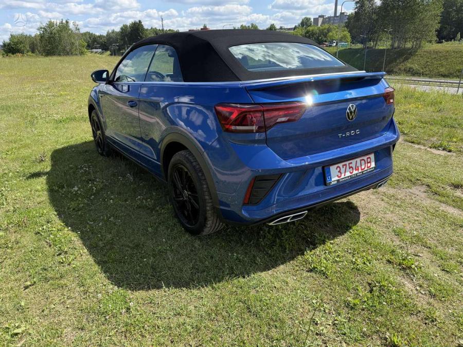 Zils Volkswagen T-Roc 2025 Viļņa, ar dzinēja tilpumu 1.50 L un nobraukumu 21 tūkst. km par 32200 €, foto 14 vietnē AUTOMOTO.COM.LV